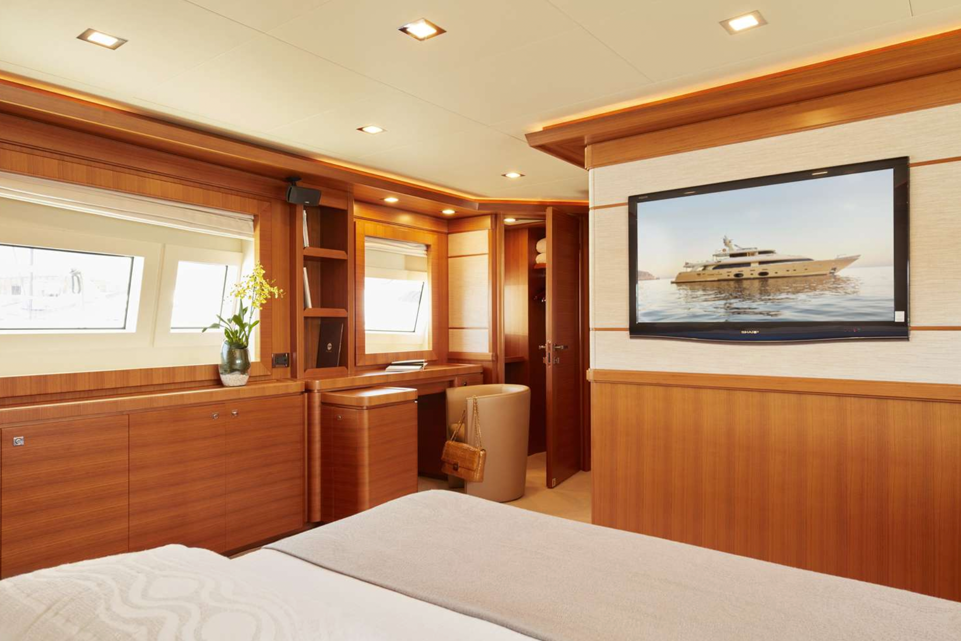 YACHT CHARTER – M/Y BEST OFF Weekly Charter Price:.. - Monaco1.com